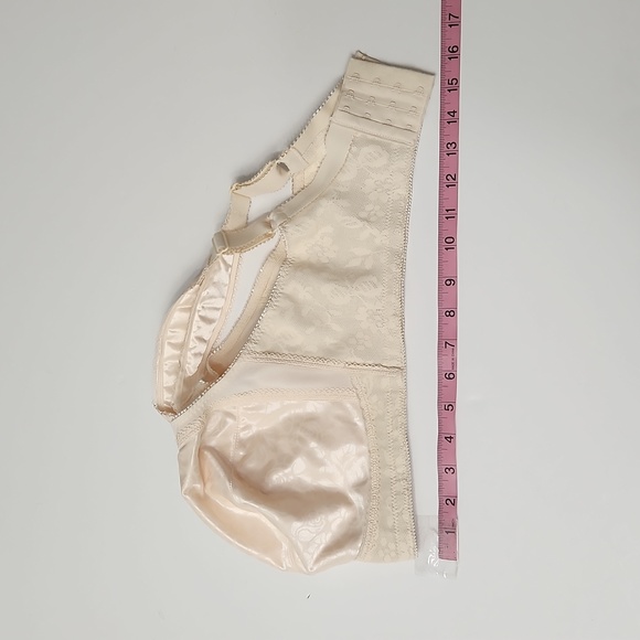 Playtex | Intimates & Sleepwear | Playtex 4d 8 Hour Bra | Poshmark